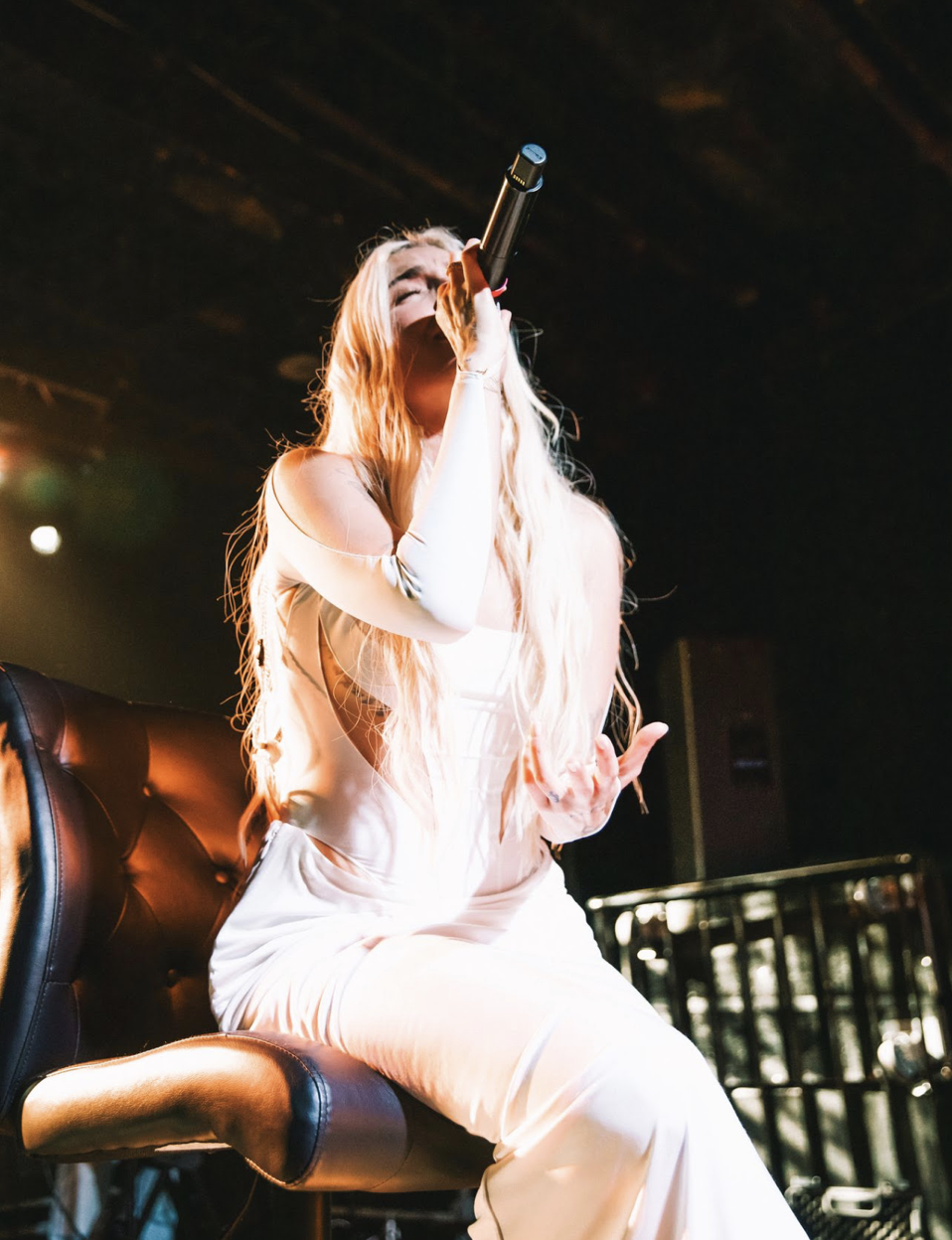 ELENA ROSE TRIUMPHS IN MIAMI WITH HER FIRST SOLD-OUT SHOW - Seitrack US
